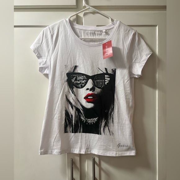 Guess | Tops | New Guess White Graphic Womens Top | Poshmark